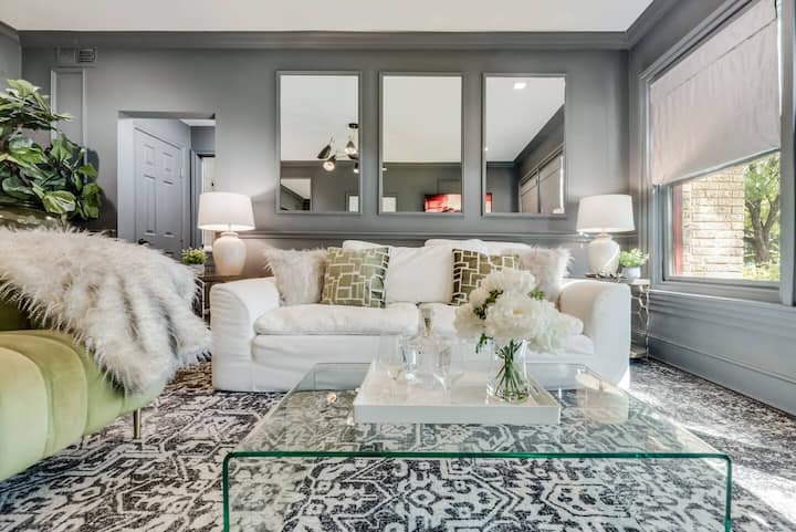 Modern Luxury In Historic Neighborhood - Highland Park, TX