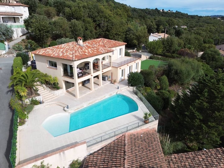 8 Personnes, Piscine, Proche Saint-tropez/cannes - Fréjus