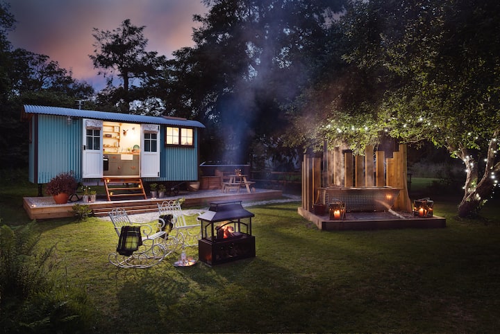 The Wriggly Tin-de Luxe-hutte-sdb Privée Avec Douc - United Kingdom