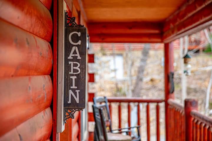 Cozy In The Smokies * Location * Hot Tub * Garage - Sevierville