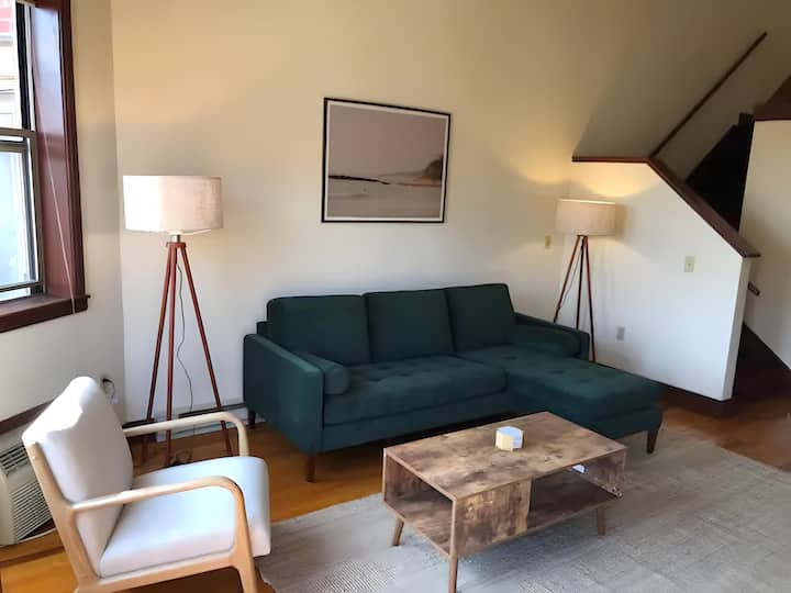 Jacuzzi Loft-1br Extnd Stay Near Capitol! - Madison, WI