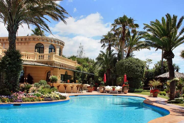 Luxury Waterfront Estate In Costa Del Sol - Mijas