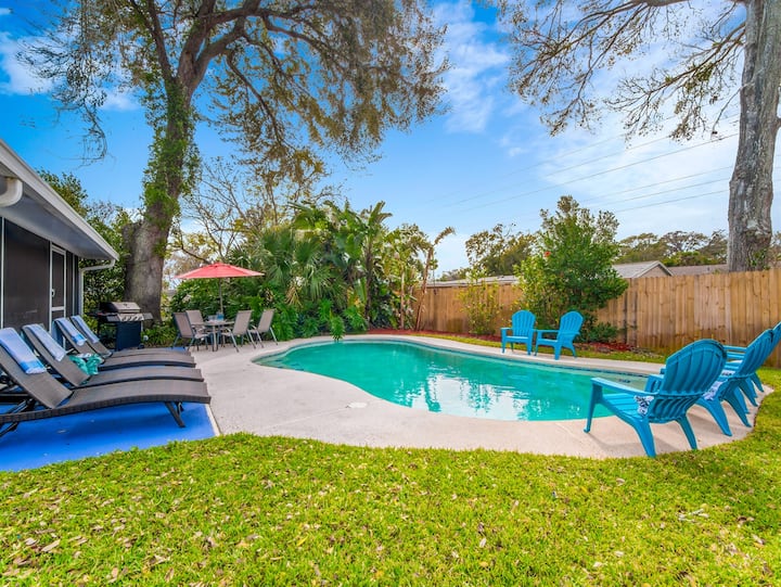 Cottage Home With Heated Pool And Screened In Porc - Jacksonville Beach, FL