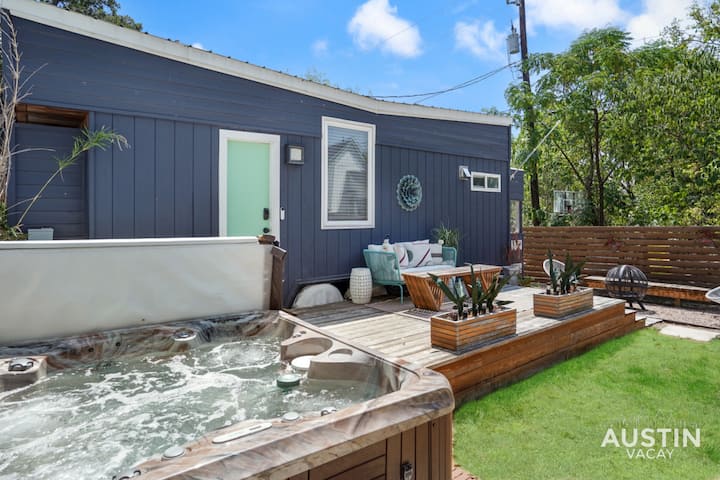 Hgtv Featured Tiny Home W Hot Tub Near East 6th St - Austin, TX