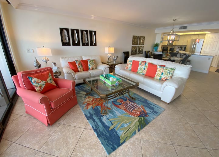 Sanibel Harbour Resort - 535: Fan Favorite! - Sanibel Island, FL