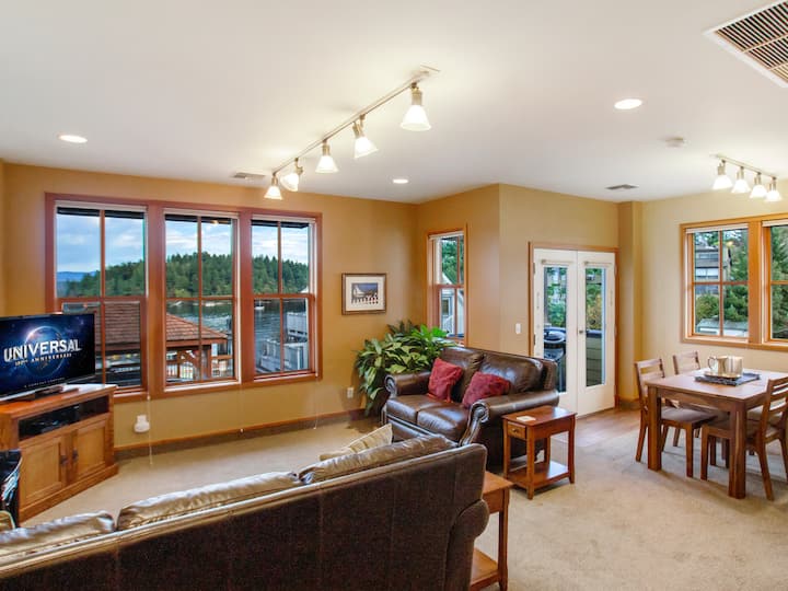 San Juan Suites - Northwest Passages! Downtown! - Friday Harbor, WA