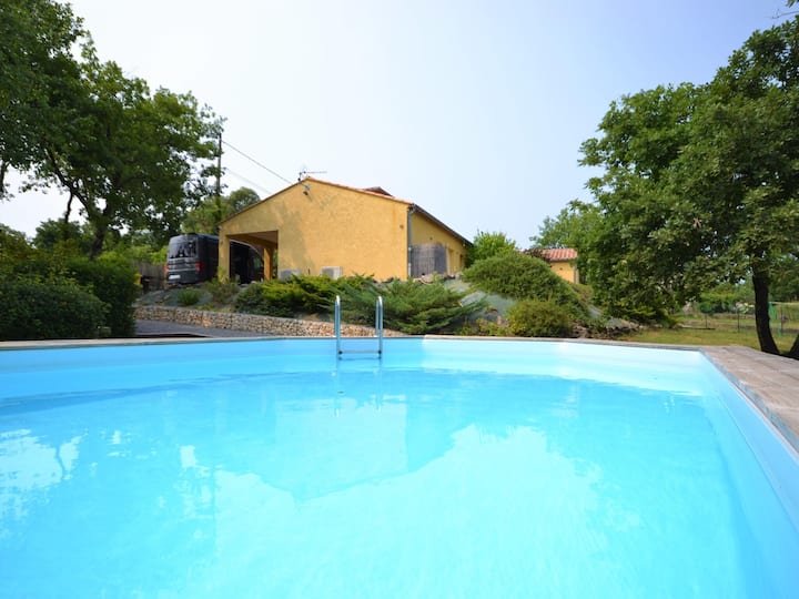 Appartement 6 Personnes  Les Salamandres - Ardèche