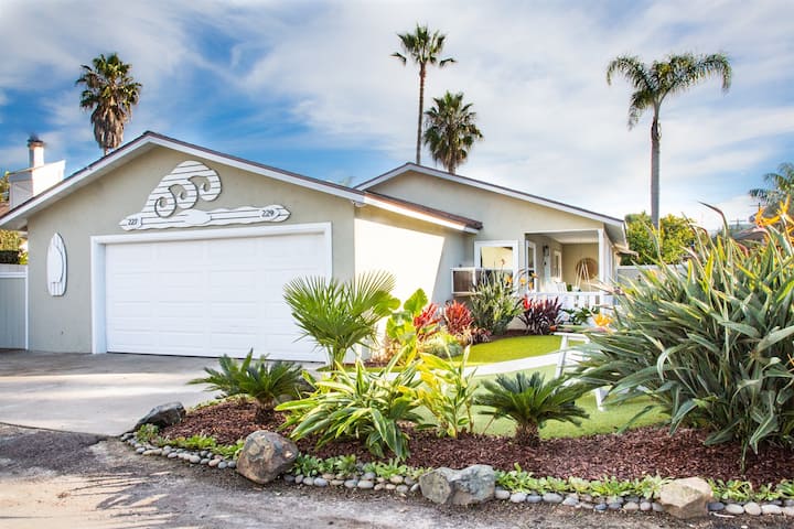 Brilliant Joint Beach Bungalow By The Beach! - Del Mar, CA