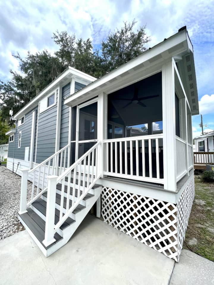 The Lakeview House- Tiny Home Near Orlando - Clermont, FL