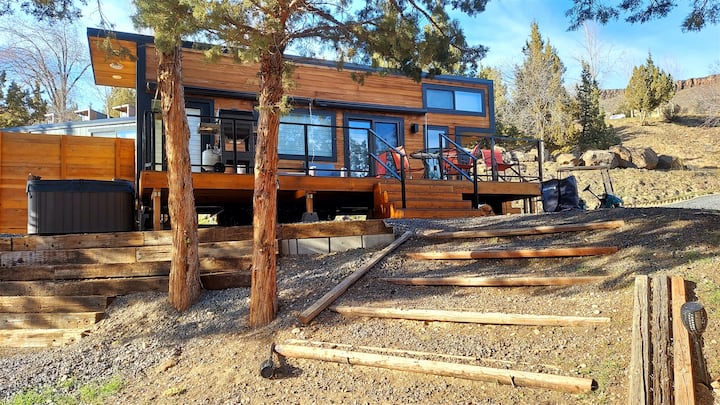 Lake Simtustus Resort-b10 Tiny Home - Madras, OR