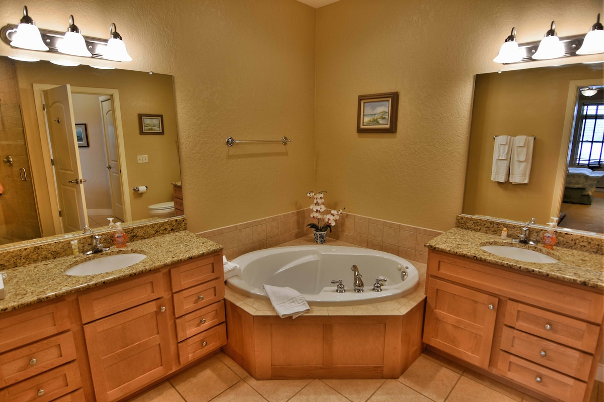 T411A Bel appartement au complexe Tagalong Golf Resort sur R - Condos à ...