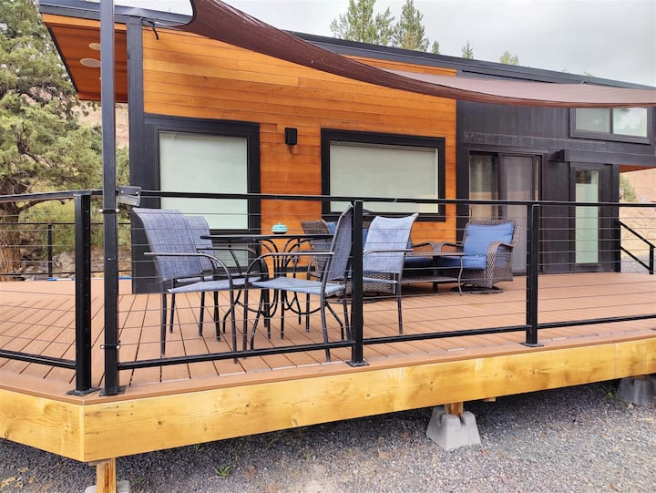 Lake Simtustus Resort- B11 Tiny Home - Madras, OR