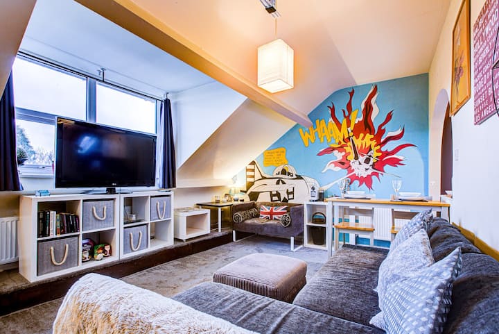 Entire Artistic Open-apartment By Trains/airport - Southend-on-Sea
