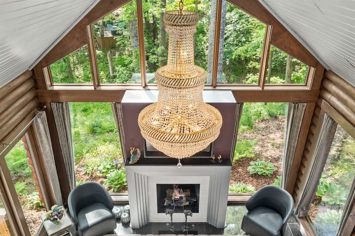 Paris Art Deco-romanic-opulent-massage Chair-sauna-hot Tub-kayaks-firetable - Ohio