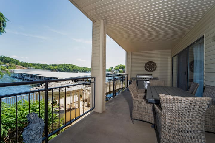 Falls 90 - Beautiful 3 Bdrm Falls Condo - Lake Ozark, MO