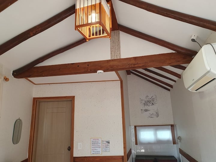 Jeonju Geuriunjib Guesthouse - 전주시