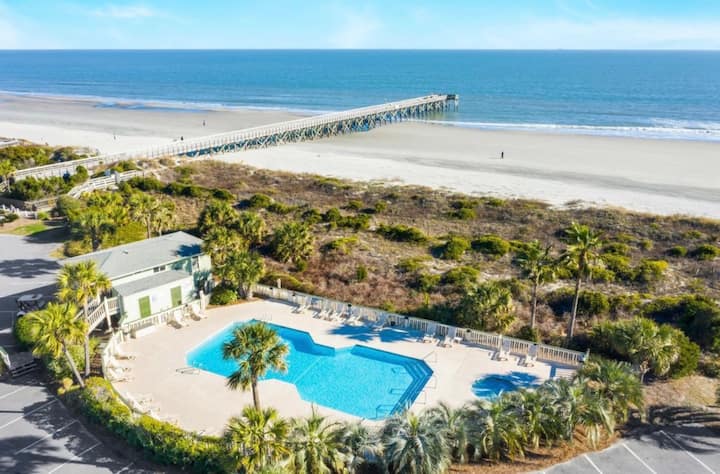 Oceanfront Condo W/pool & Fishing Pier! *Unit 212* - Isle of Palms, SC