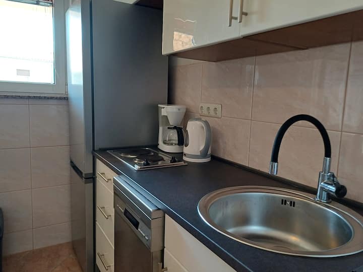 Apartment Samira °1 In Krk Town With Washing Machine, Wifi, Parking - Krk