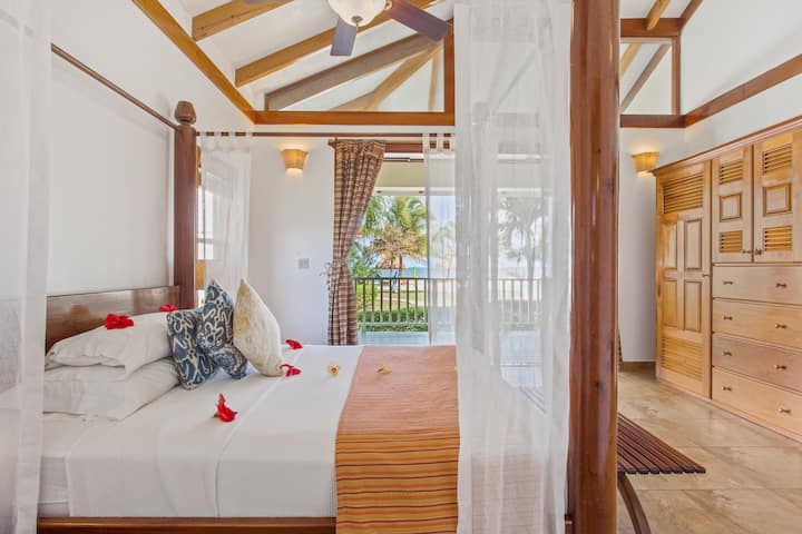 Beachfront Two Bedroom Condo In Hopkins - Belize