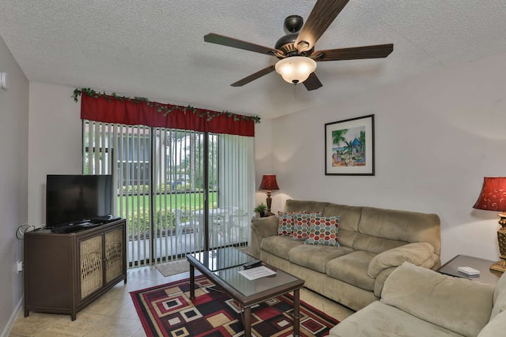 West Bradenton Retreat -  Community Pools, Close To Beaches, Golf! - Florida