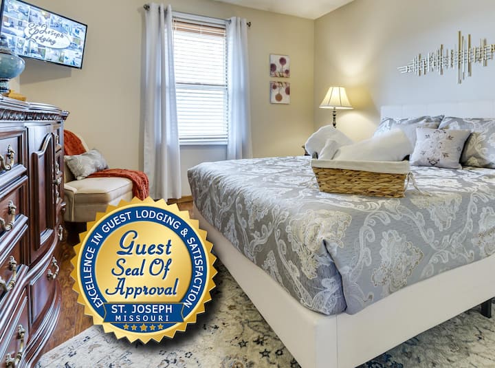 Incredibly Clean And New Two-bedroom Townhome! - Saint Joseph