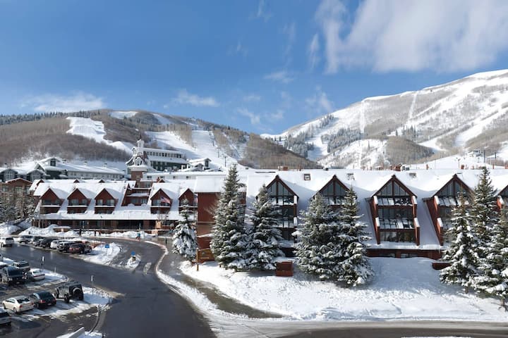 Ski-in/ski-out Park City Lodge | Hot Tubs | Gym | Pool | Free Parking - Park City, UT