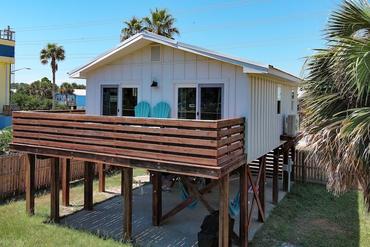Gulf 4 Shore- Convenient To The Beach - Gulf Shores, AL