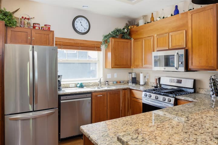 Chalet 18 At The Official Collins Lake Resort - Mount Hood, OR