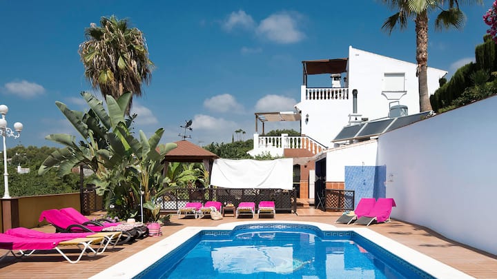 Villa Las Cadas - 內爾哈