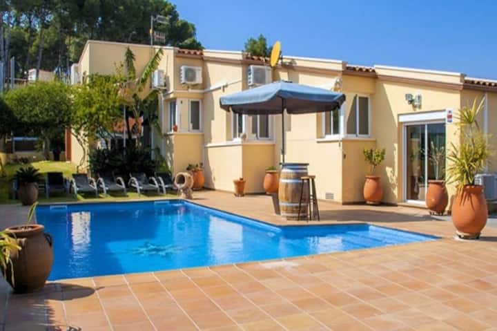 R88 Villa Vista Alegre - Cunit