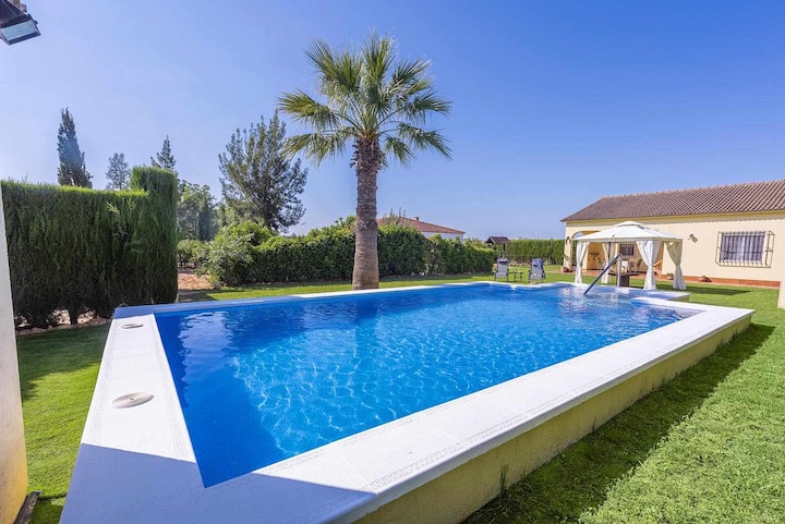 Maison Vacances Casa De Noa - Morón de la Frontera