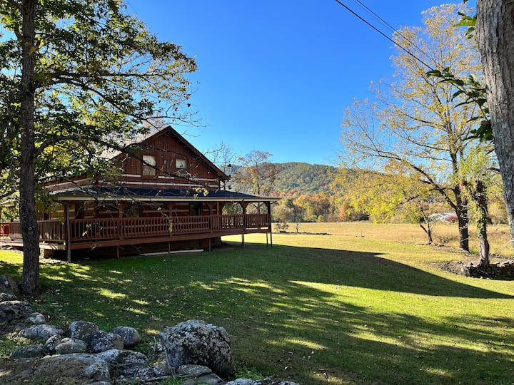 4 Br-minutes To National Park!enjoy The Farm Life! - Cosby, TN