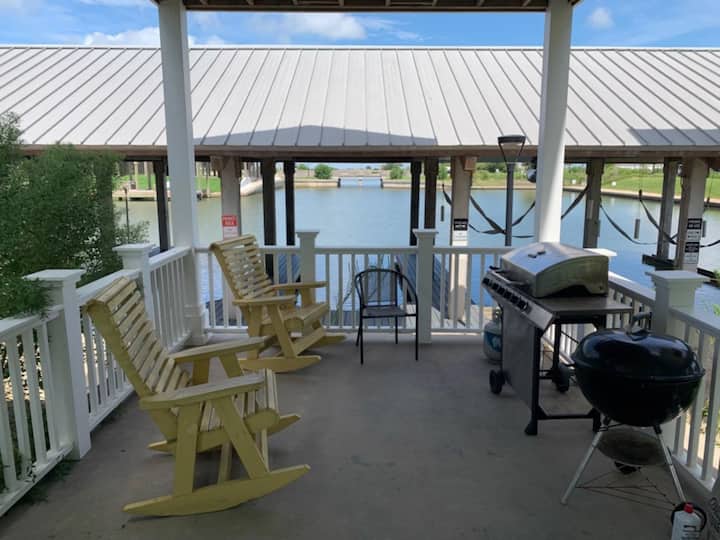 Laguna Harbor Cottage - Texas City, TX