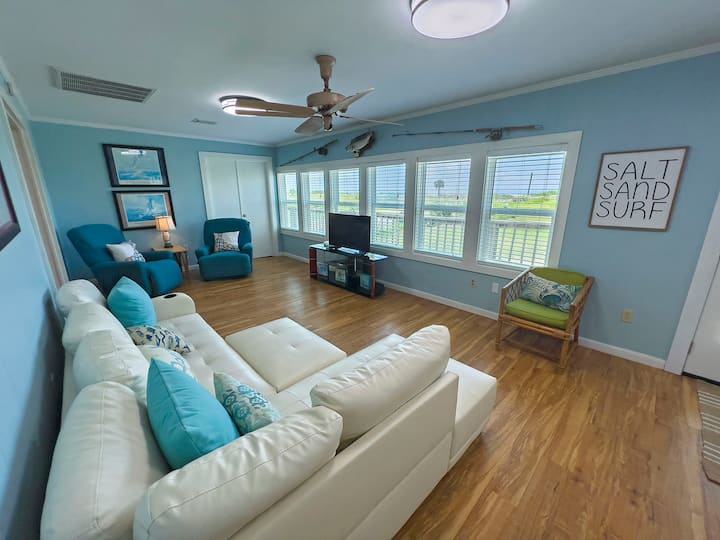Pardners - Beachfront  - Island Realty - Grand Isle, LA