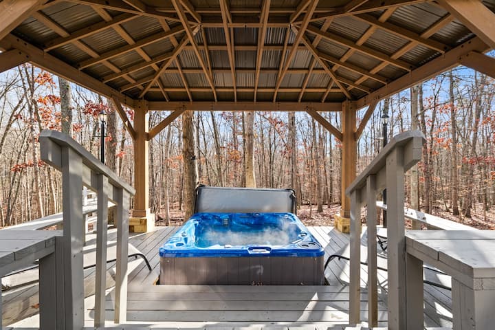 Cozy Mountain Song- Massanutten Mountain - Massanutten, VA