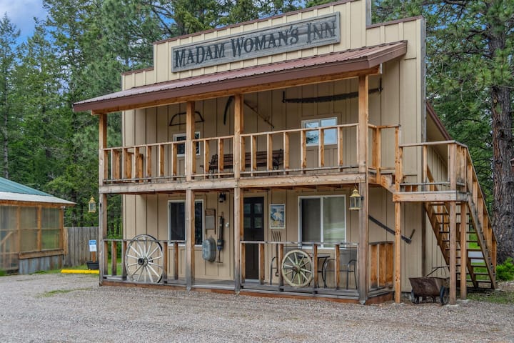 Madam Womans Inn Old West Hotel Cabin Glacier Np - Columbia Falls, MT