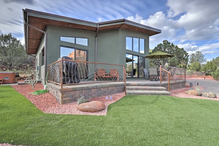 Chic Sedona Retreat: 2 Mi To Cathedral Rock Trail! - Sedona, AZ