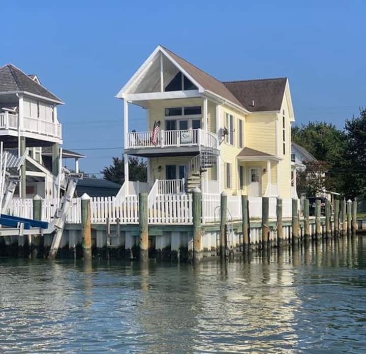 Sea Casa - Waterfront, Dock, Amazing Sunsets - Chincoteague, VA
