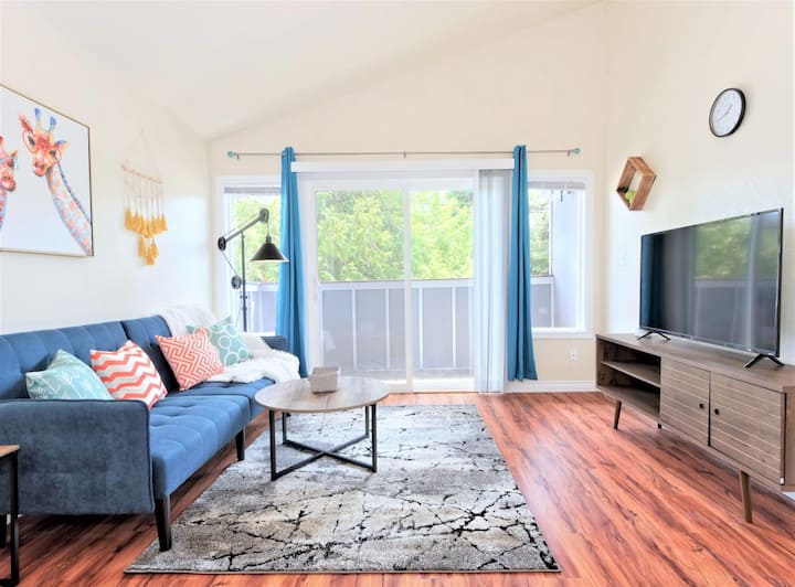 Casa Blanca 6- Private/modern/parking/walk 2 Shops - Shoreline, WA