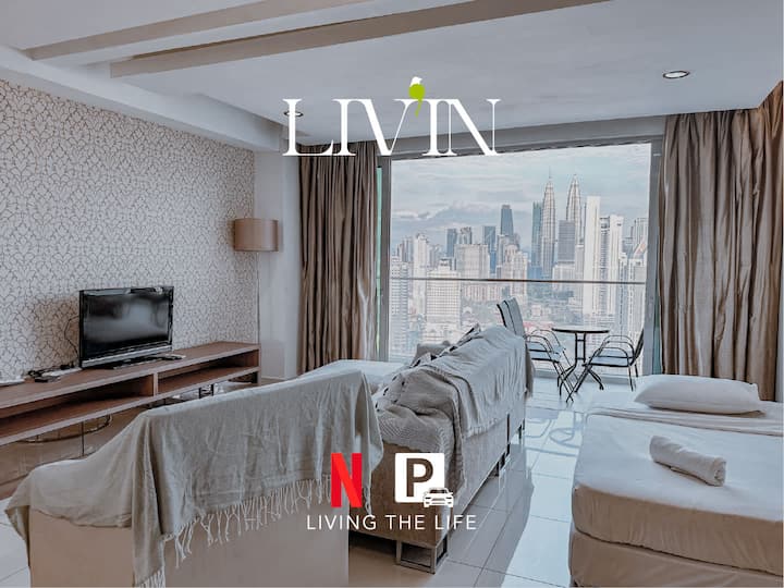 48 Klcc View With Balcony 2br @ Klcc Pool View - Kepong