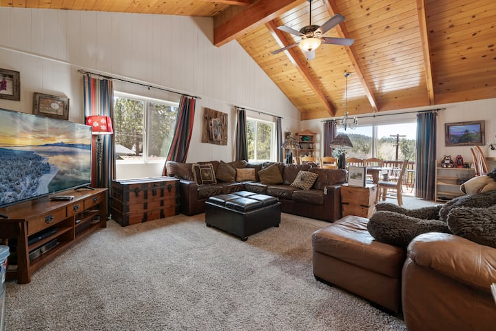 Hot Tub, Game Room, Slope View, Walk To Bear Mtn - Forest Falls, CA