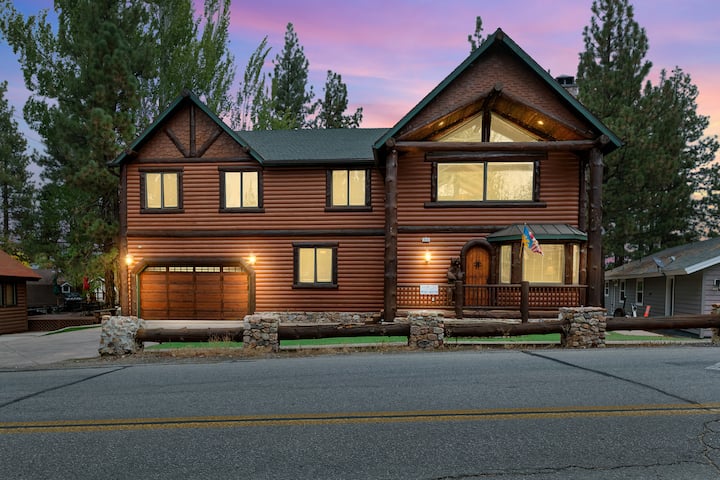 Casa De Oso Lakefront - Lakefront, Pool Table, 2 Game Rooms, Fireplace, Deck - Big Bear Lake, CA