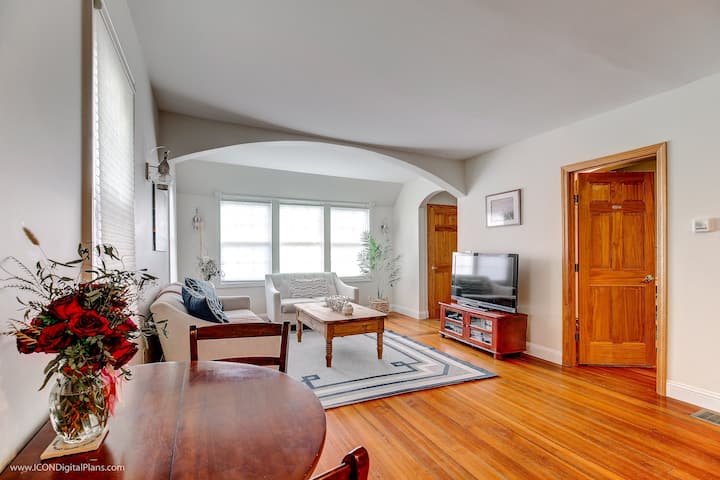 Wharfside Condo With Rooftop Deck! - Newport, RI