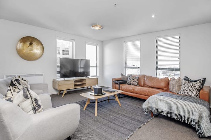 2 Bdrm - Sleep 5 In Central City - Secure Parking - Christchurch