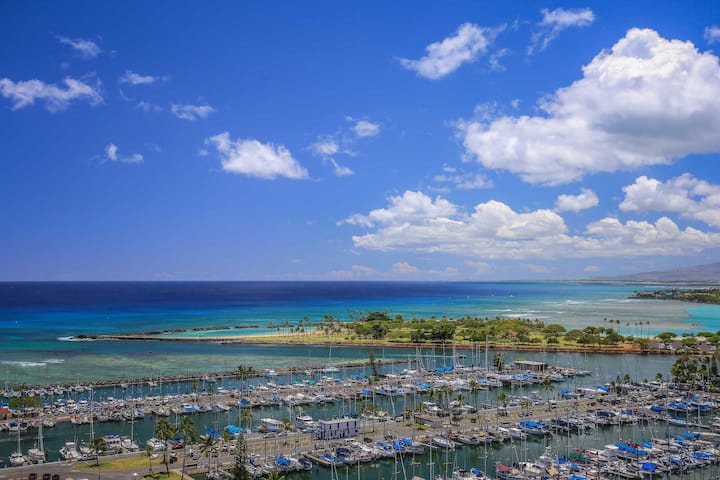 Ilikai 2002 Ocean / Sunset / Marina Views 2 Camas Dobles, Sofá Cama - Honolulu, HI