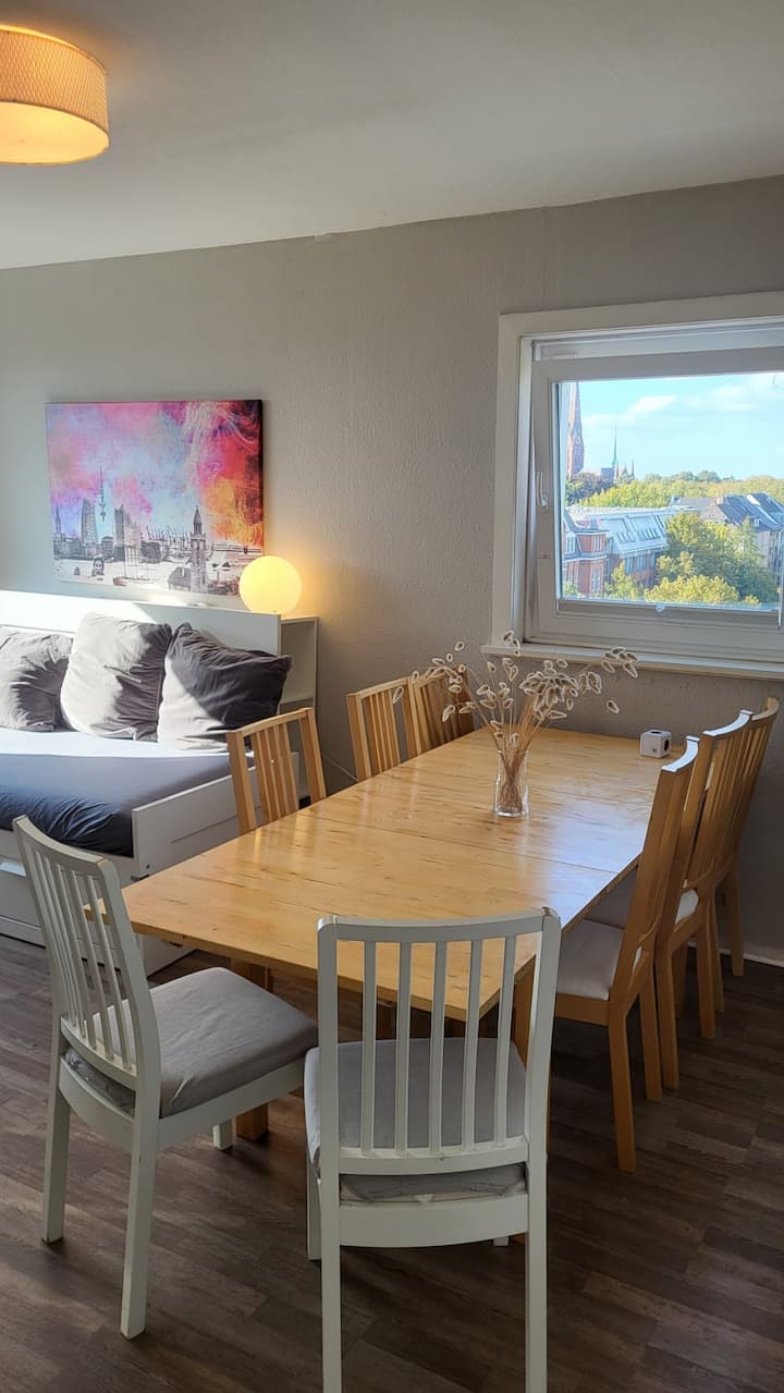 Big 5 Room City Apartment+metro,clean+free Wifi - Hamburg