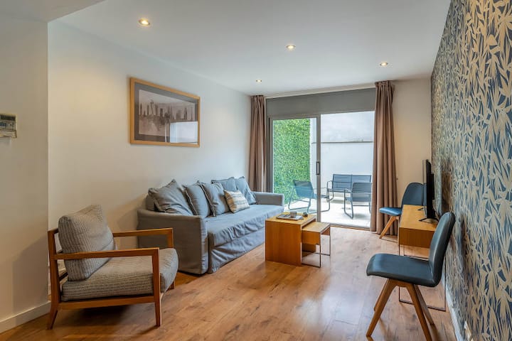 Ab Sagrada Familia - Gaudí B - バルセロナ