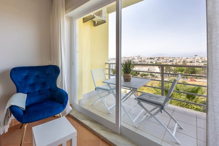 City & Sea View Apartment, Meia Praia Lagos - Lagos