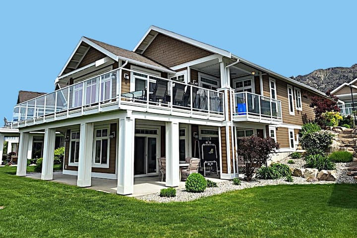 View - Beautiful Home - 2 Kitchens #198 - Oliver