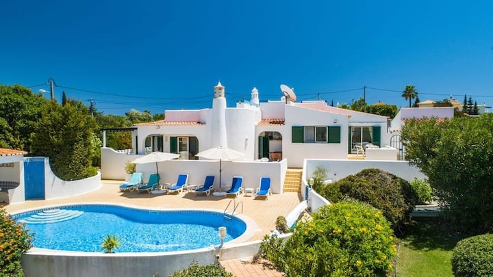 Hermosa Villa Espaciosa Con Piscina Privada Climatizada, Mar Y Vistas A La Montaña - Lagoa